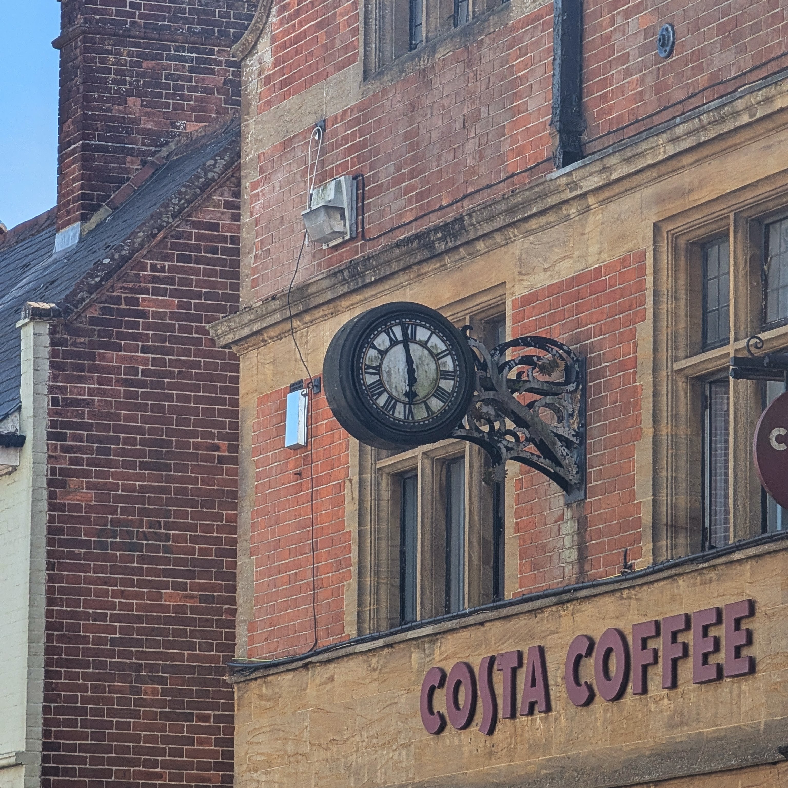 Stopped in Battle, above Costa coffee - Stopped Clocks