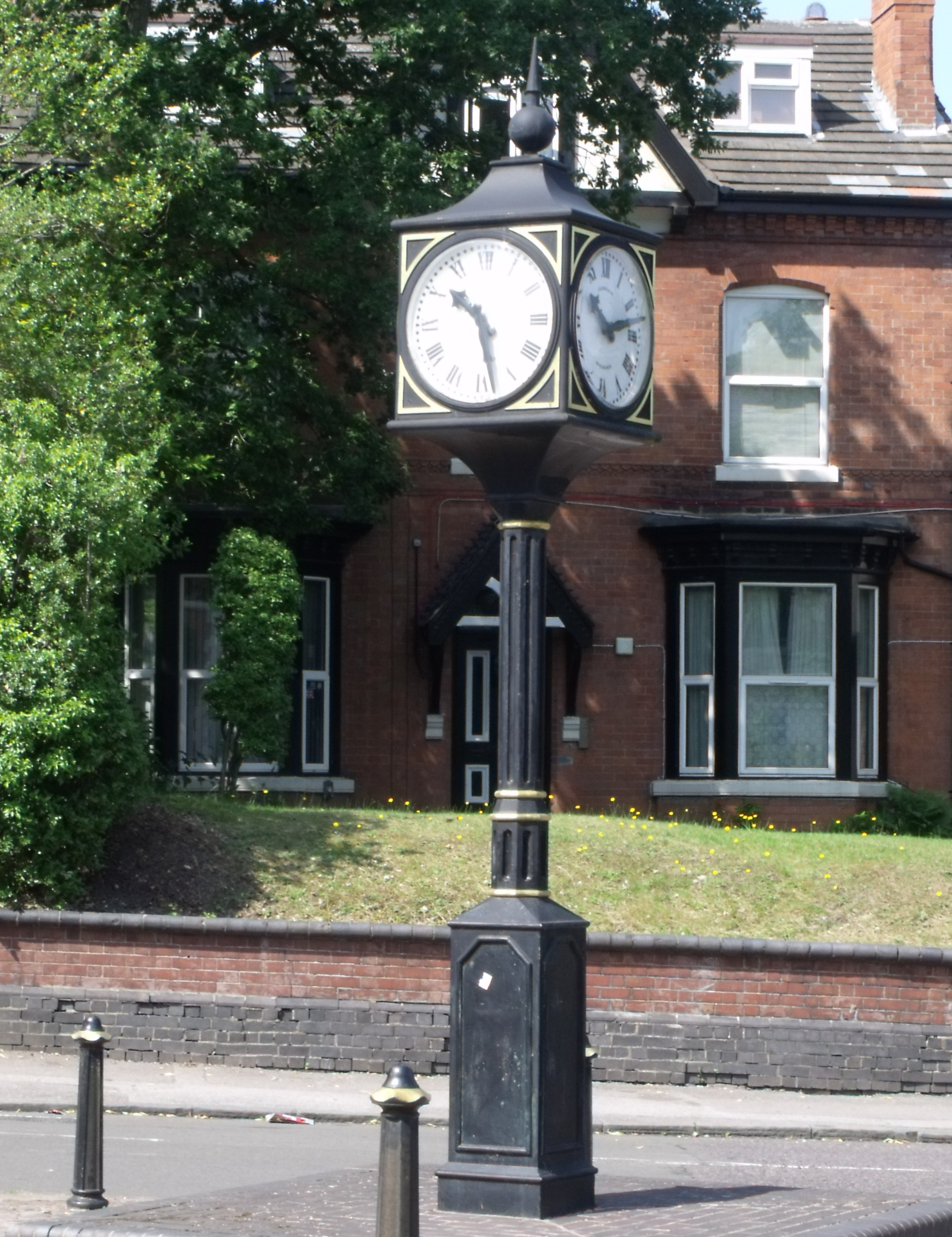 Olton Clock Tower - Stopped Clocks